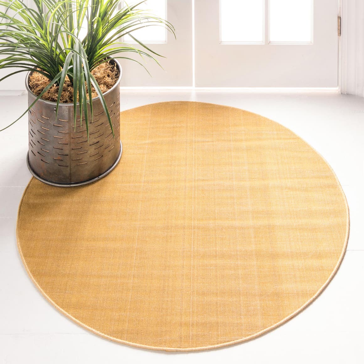 Gold 3' 7 x 3' 7 Williamsburg Round Area Rug – Rug Engine