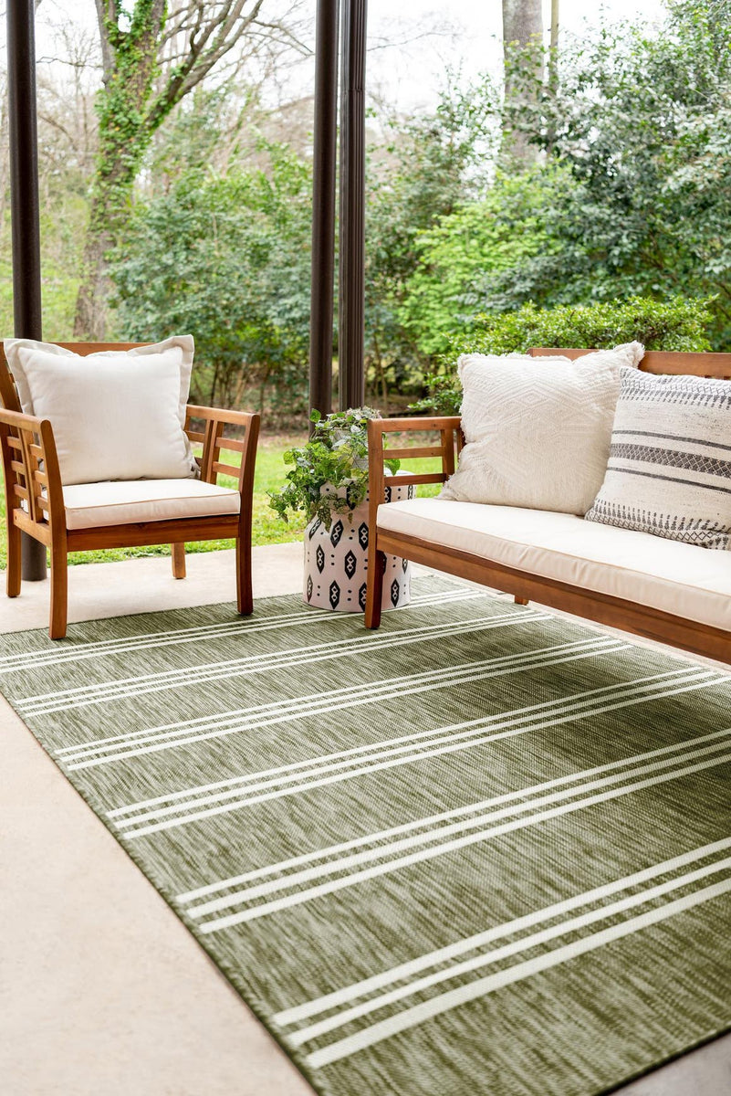 Green 3' 1 x 5' 3 Jill Zarin Outdoor Rectangle Area Rug Weather Resist ...